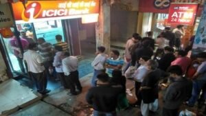 Demonetization in India (2016) - Everything About India